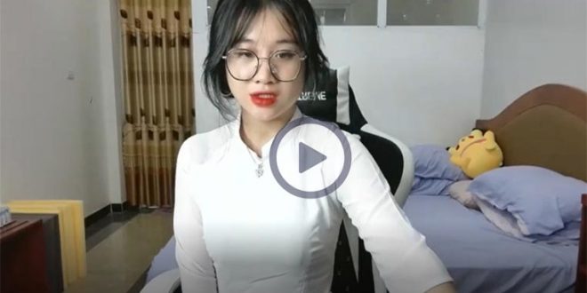 Full video clip nữ streamer áo dài livestream nổi nhất tháng 11